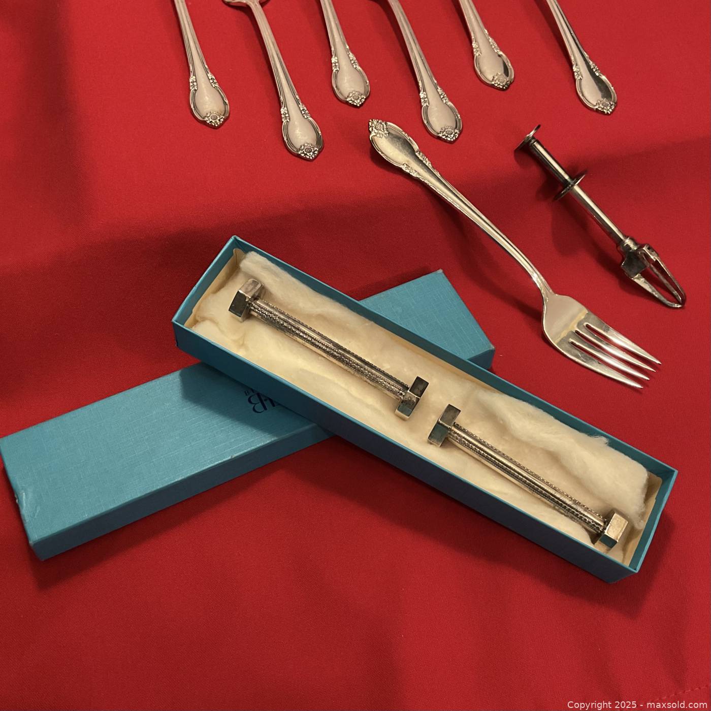 Vintage ~ Sugar Claw/ Cutting Utensil Rests / Remembrance Dessert Forks ...
