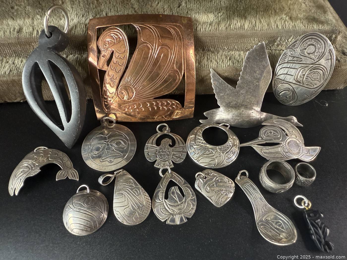 Bid Gallery | Victoria (British Columbia, Canada) SELLER MANAGED Estate ...