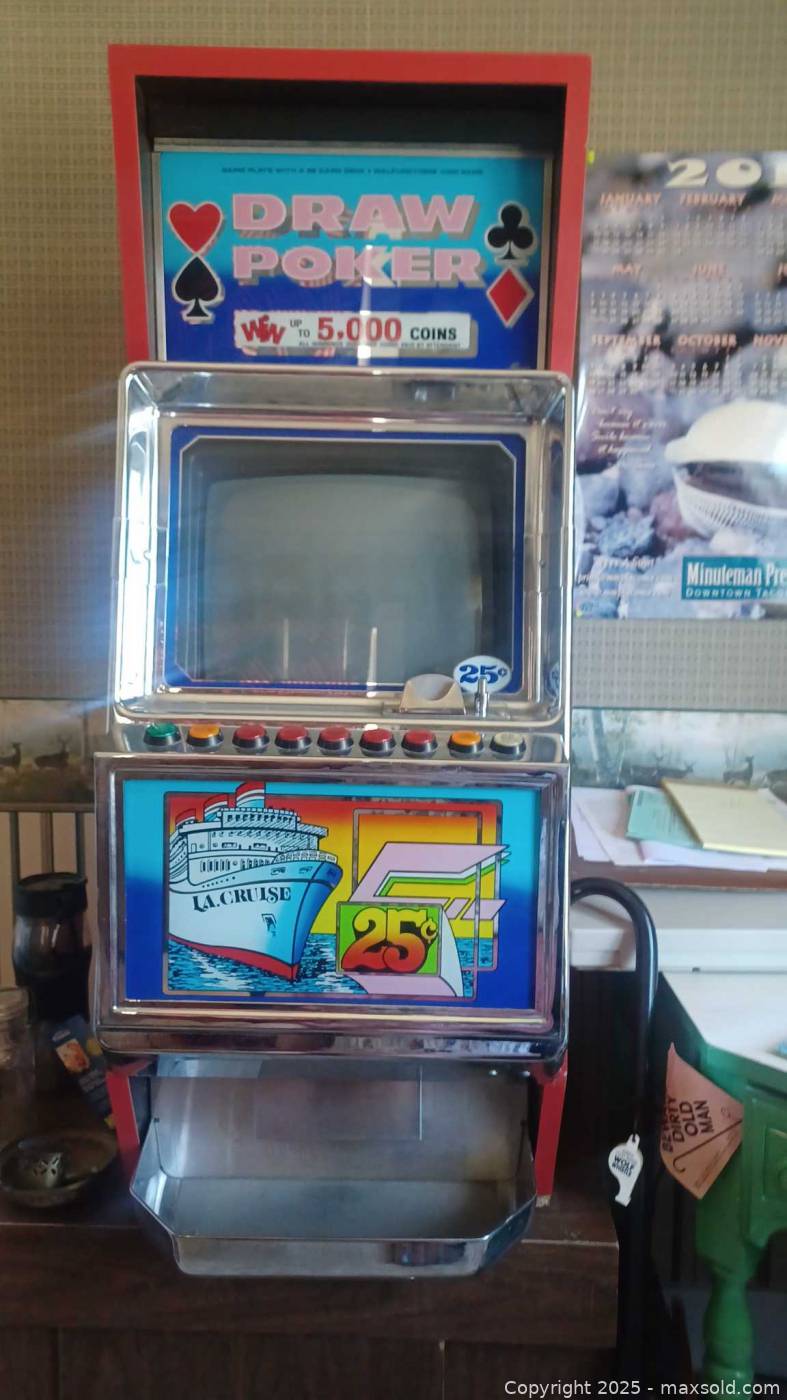 Draw Poker Slot Machine | Tacoma (Washington, USA) SELLER MANAGED ...