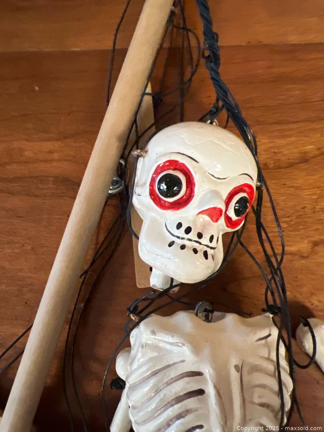 skeleton pelham puppet