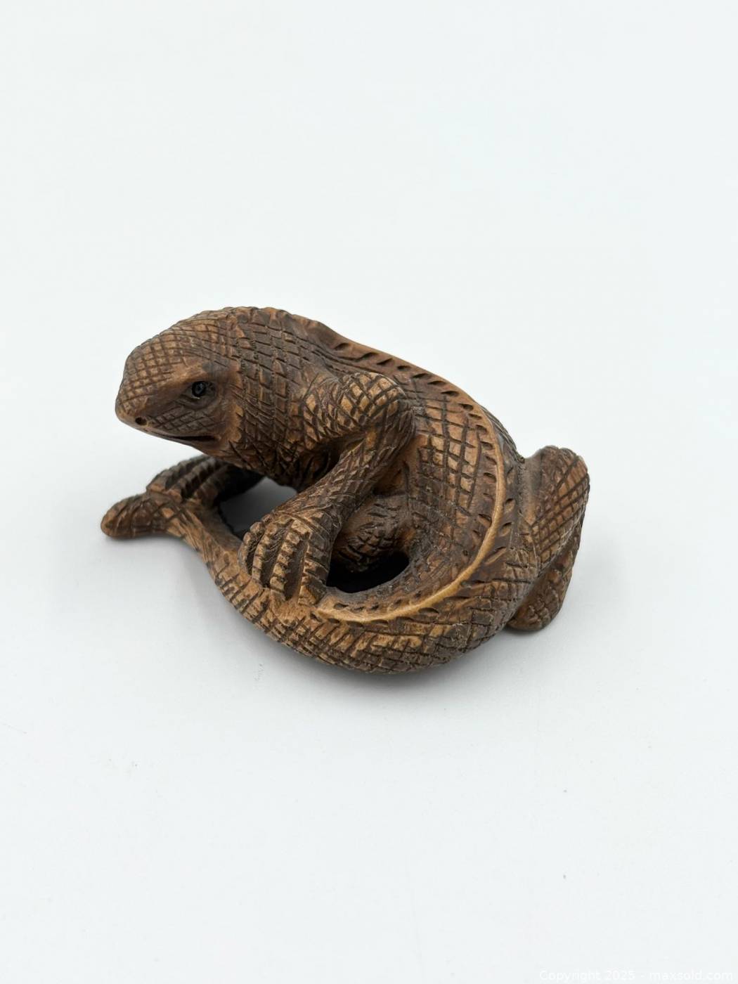 Komodo Dragon Netsuke Carving 2” | Esquimalt (British Columbia, Canada ...