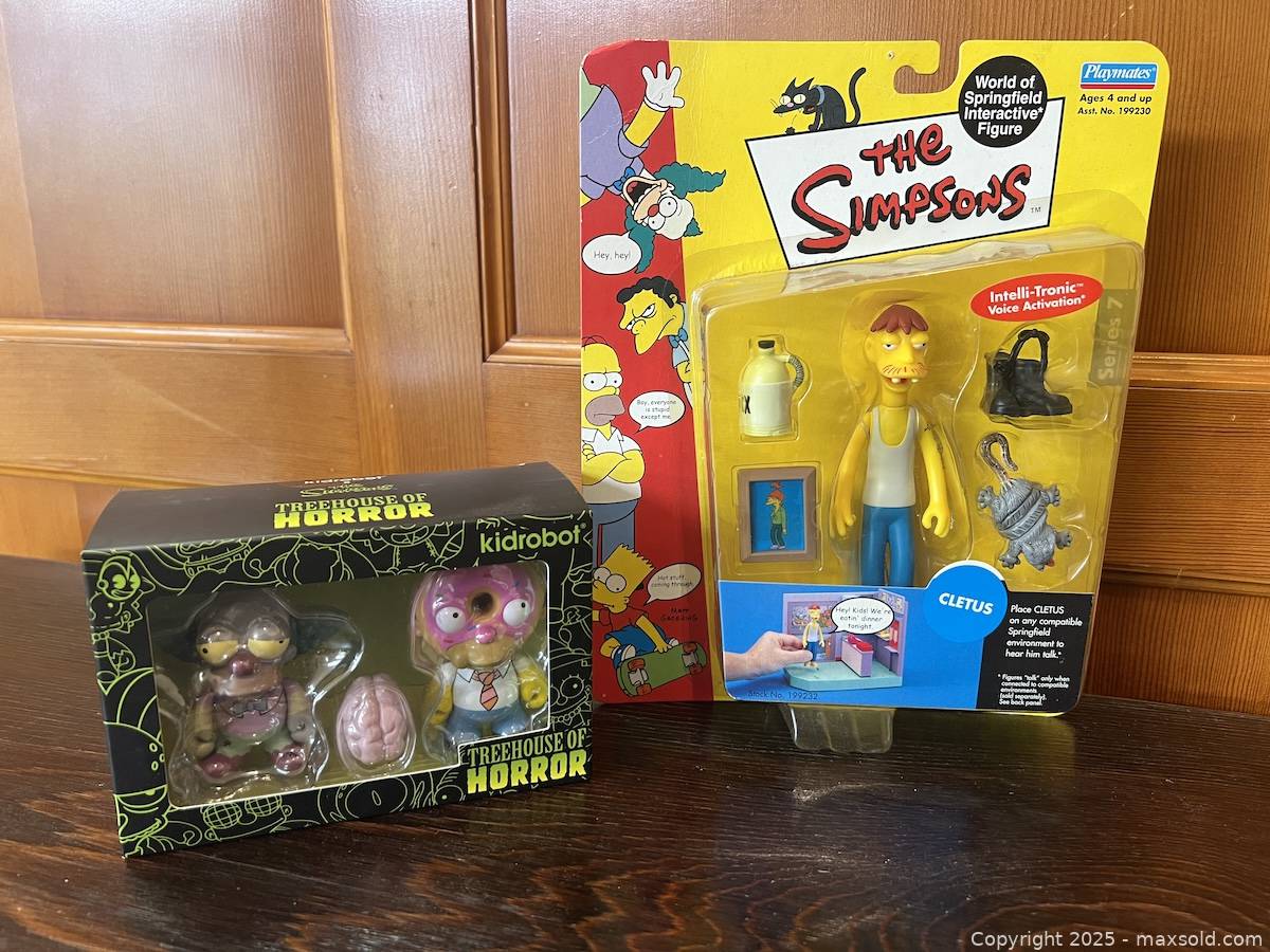 2 Simpsons Collectibles – Cletus Interactive Figure (MOC) + Kidrobot ...