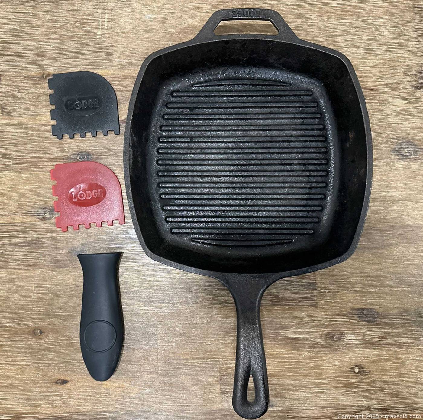 Lodge Cast Iron Grill Pan with Accessories | Ottawa (Ontario, Canada ...