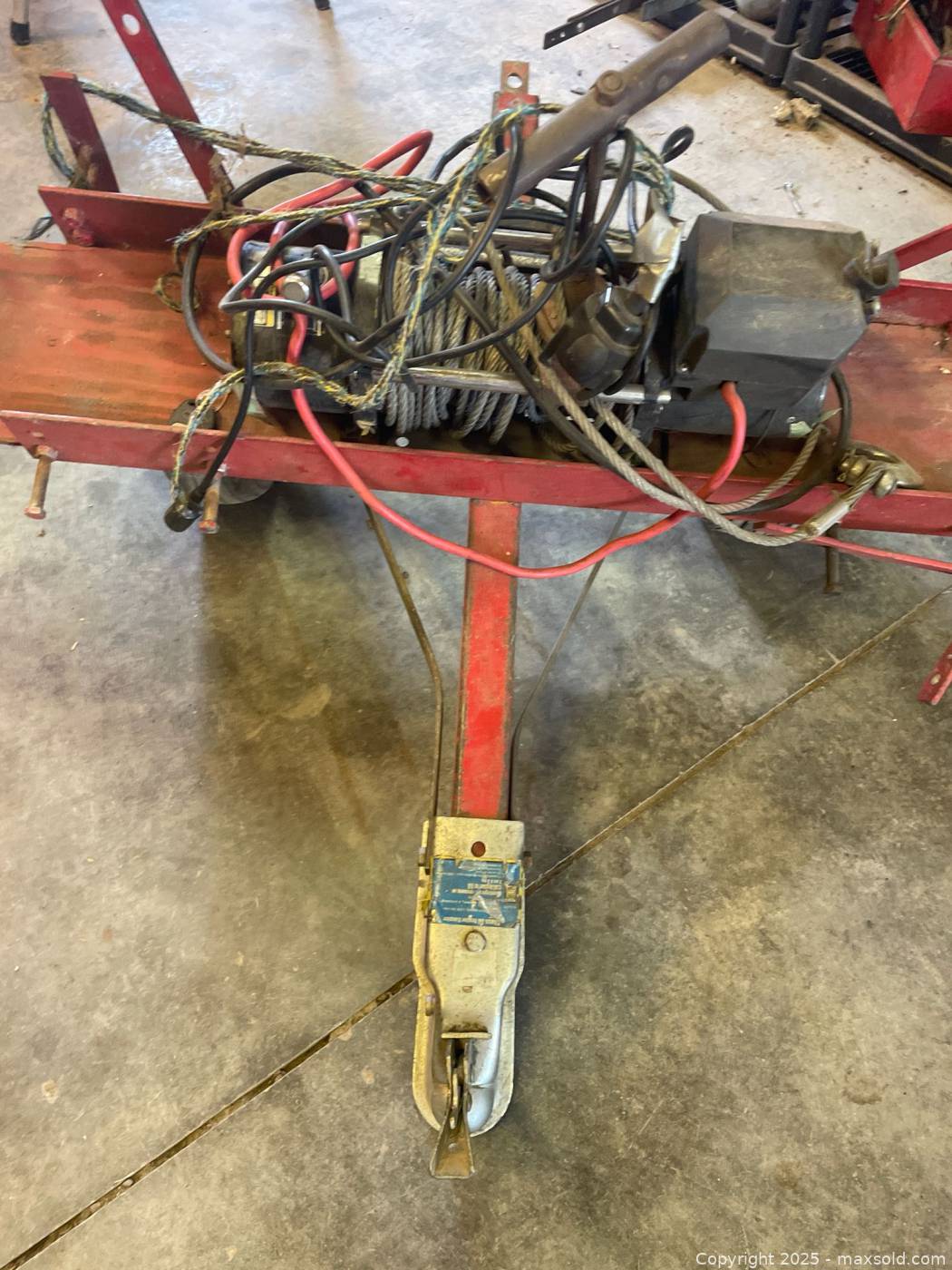 Superwinch LP8500 12V Winch with 8500 lb Capacity | Bath (Ontario ...