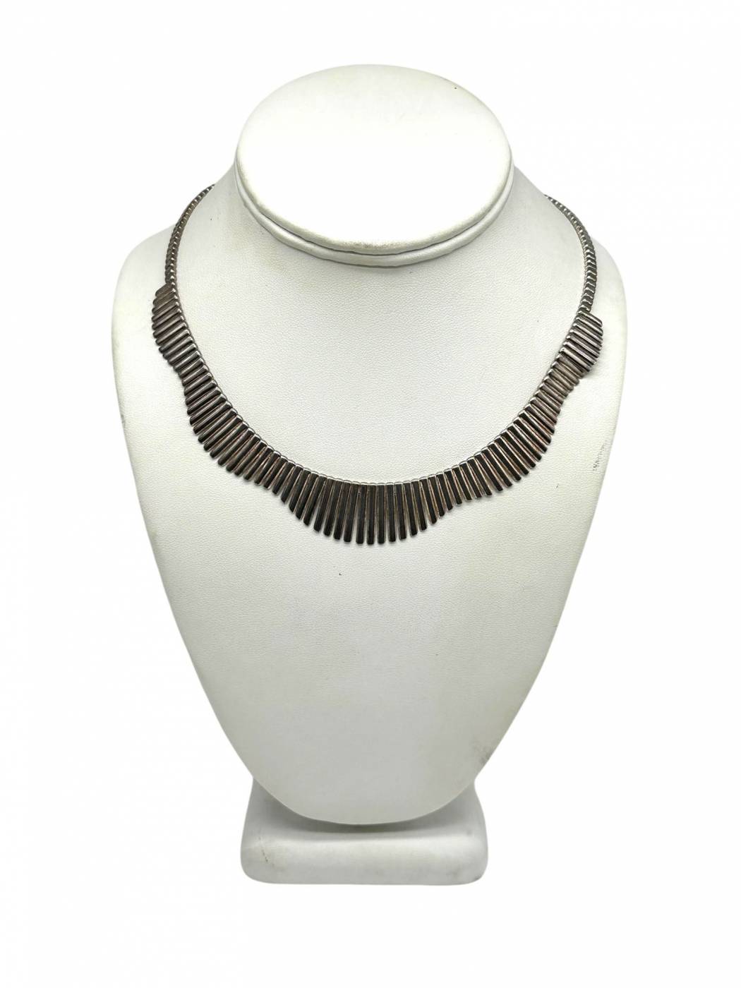 Segmented and Wavy Sterling Silver Necklace | Napa (California, USA ...
