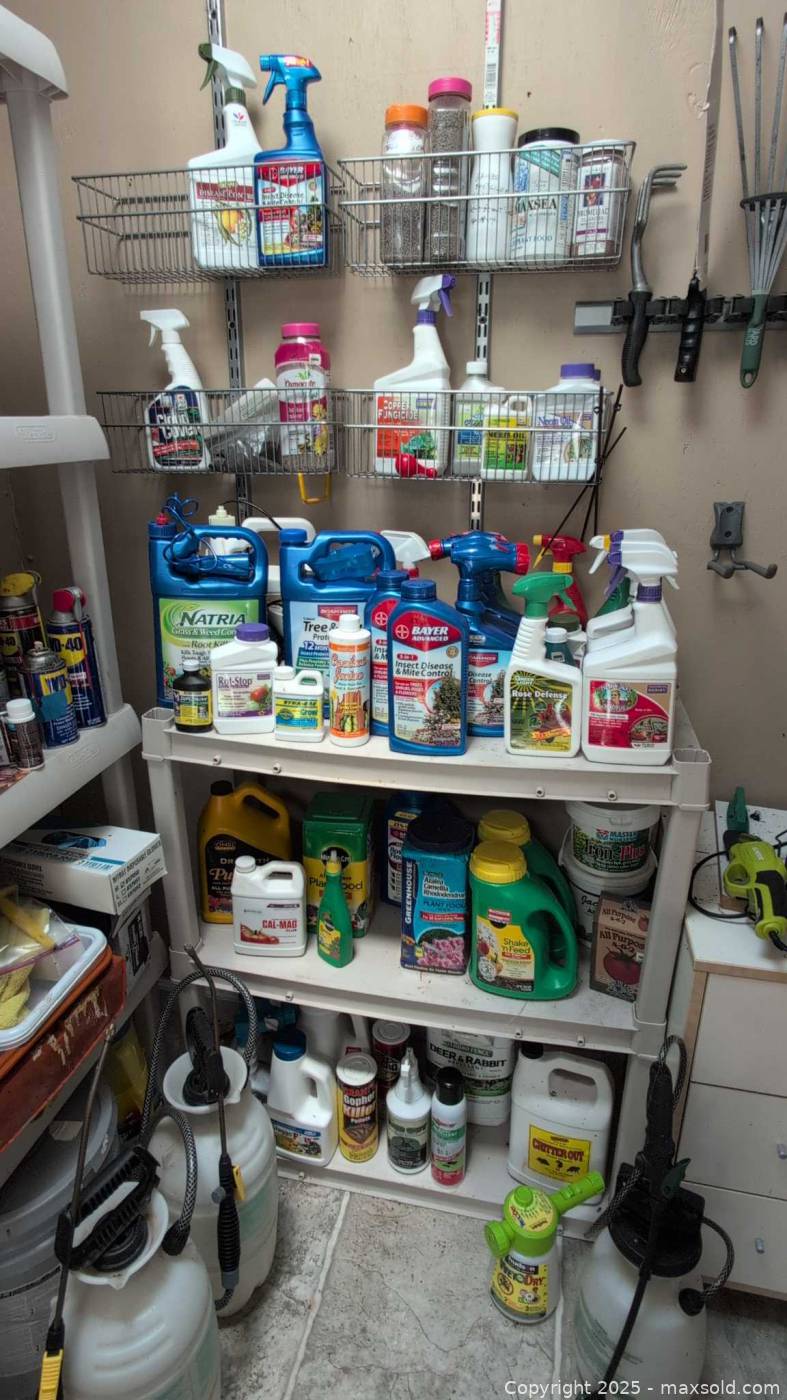 Lot of Gardening Fertilizers, Critter Control, Weed/Root Chemicals& 3 ...