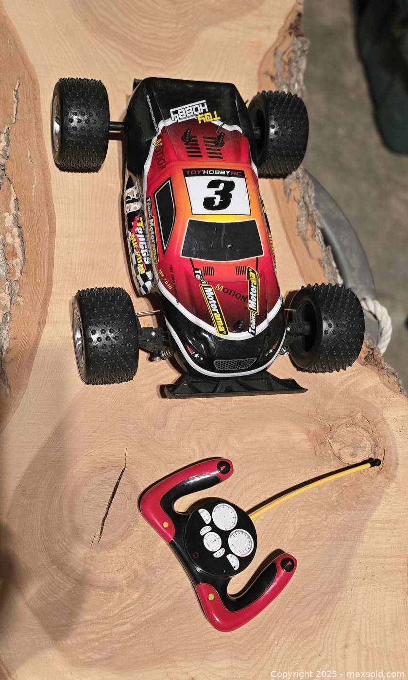 Toy Hobby RC #3 Remote Control Vehicle with Controller | Ottawa ...