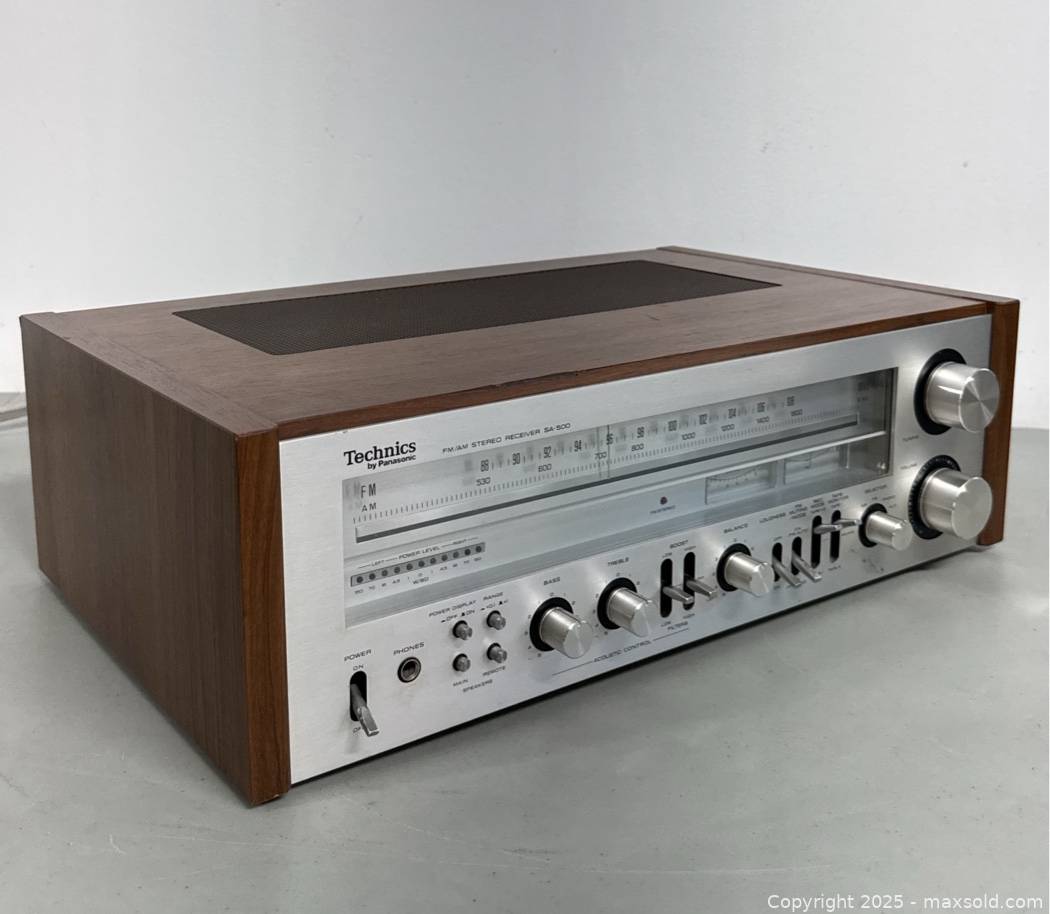 Technics SA-500 FM / AM Stereo Receiver in Working Condition | Toronto ...