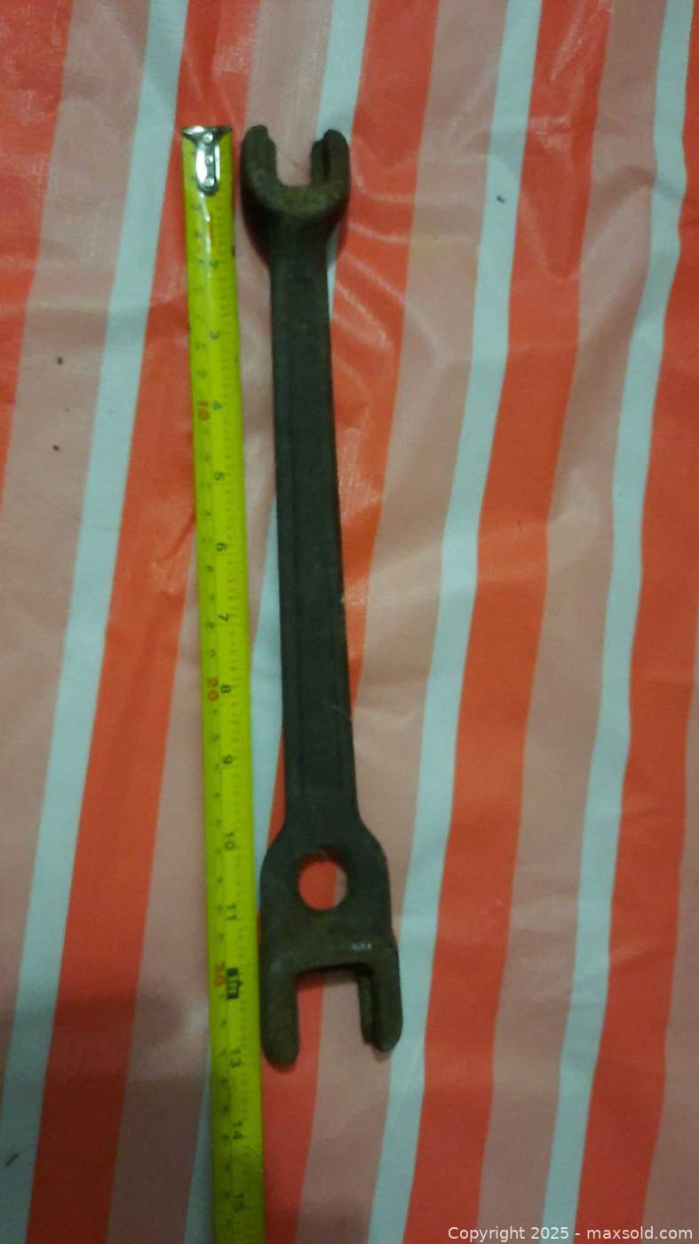 Specialized Open-End Wrench with Modified Ends | Russell (Ontario ...