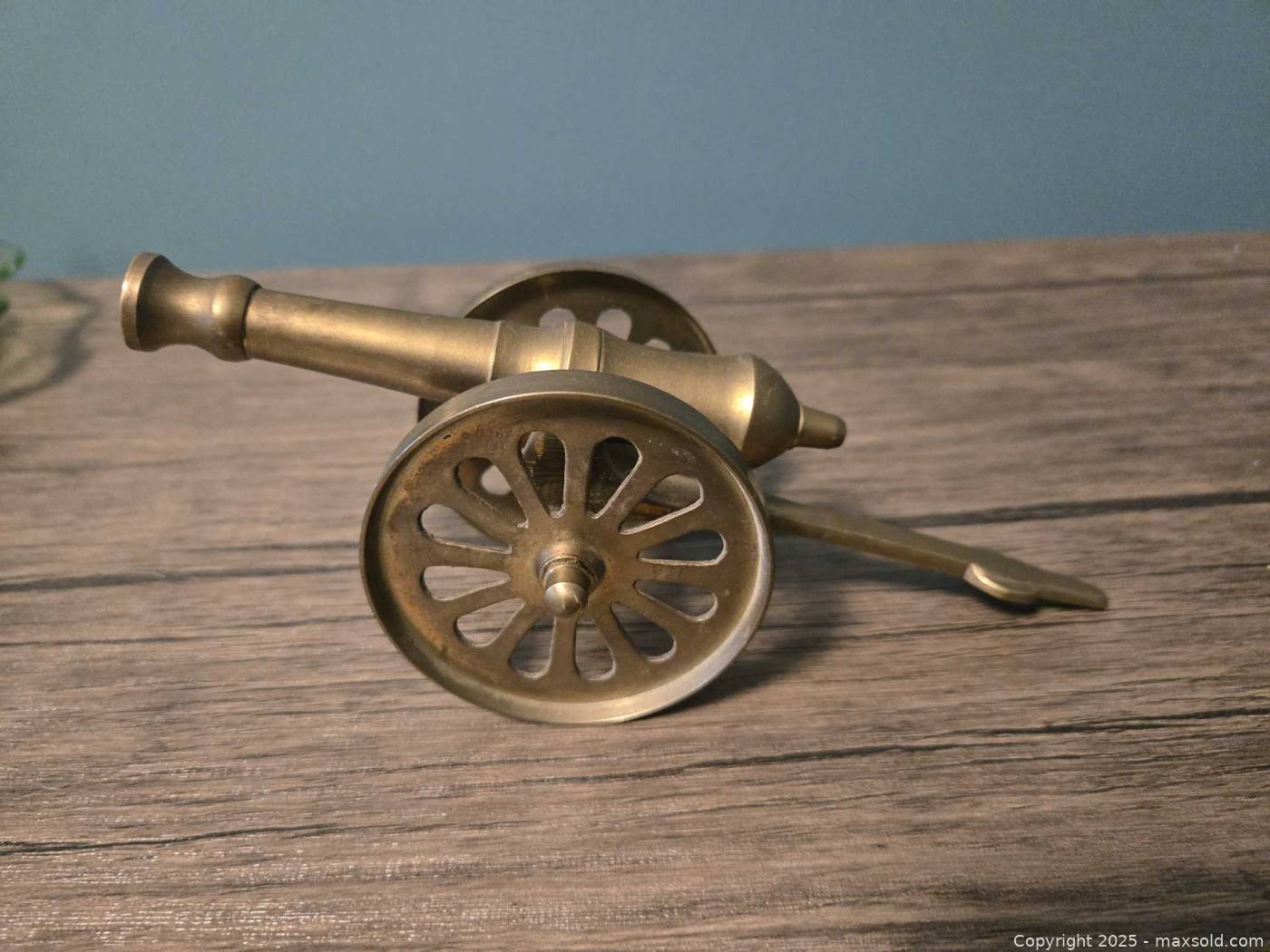 Small vintage brass cannon | Hamilton (Ontario, Canada) SELLER MANAGED ...