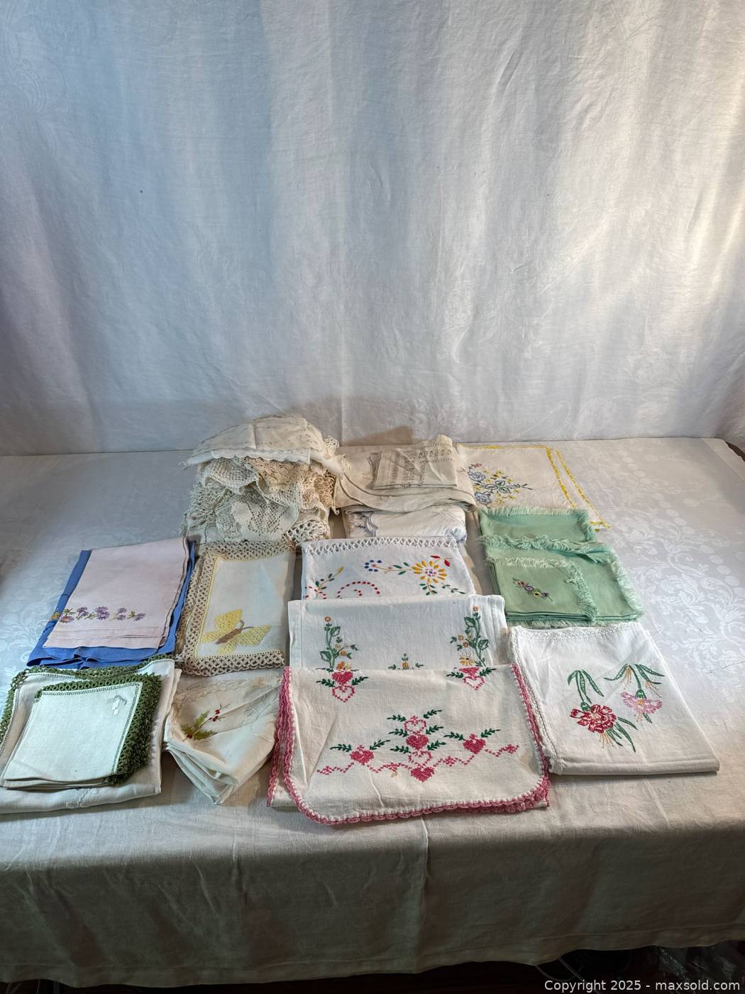 Vintage Embroidered Linens and Lace Table Accents | Dysart And Others ...