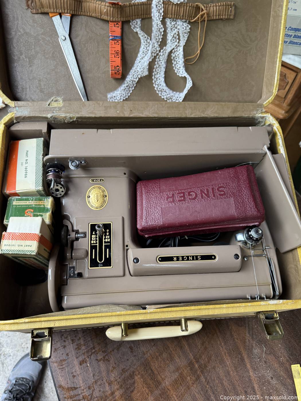 Vintage Singer 301A Sewing Machine in Case with Accessories | Littleton ...