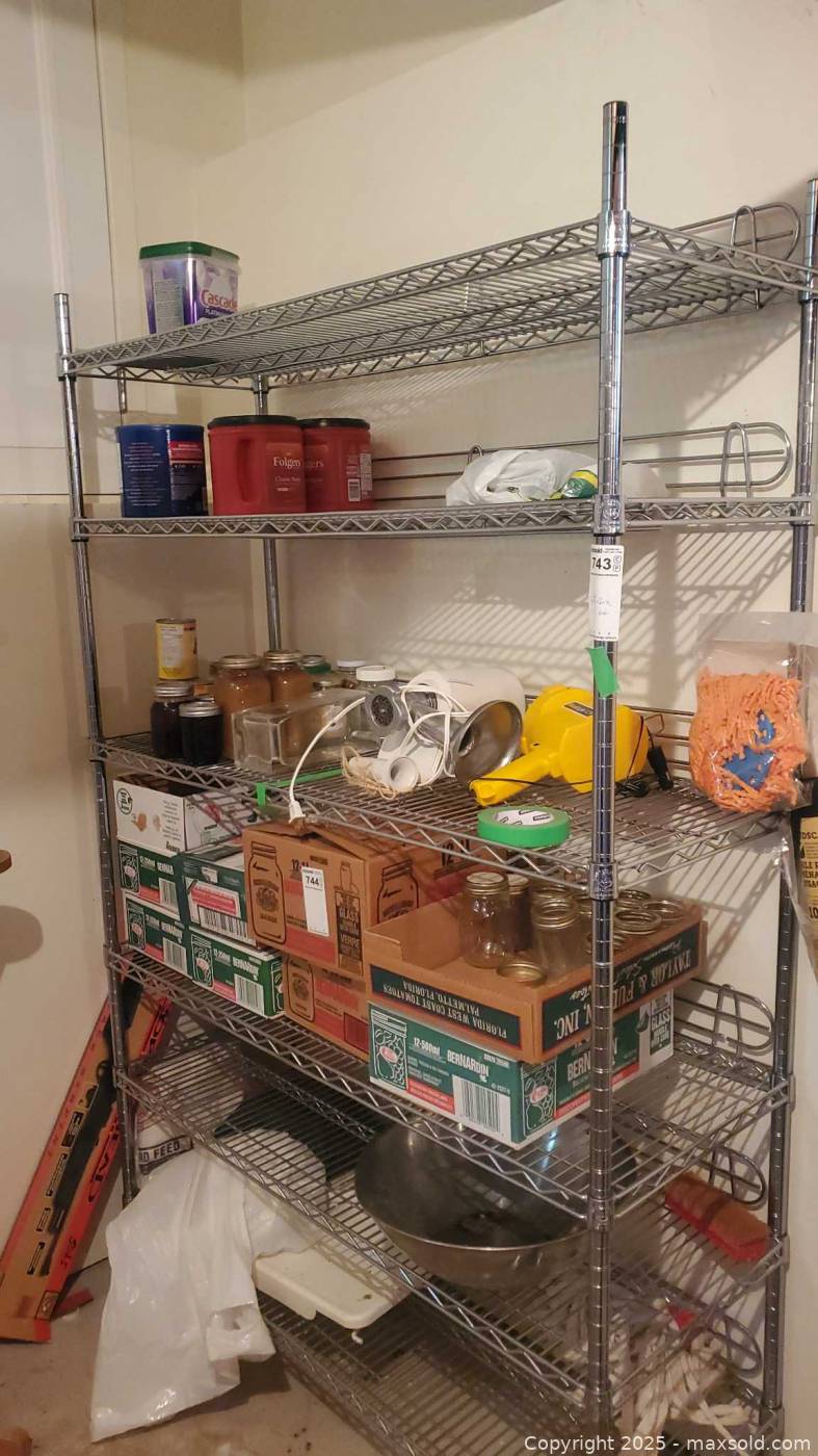 Heavy-Duty Chrome Wire Shelving Rack on Casters, C | Ottawa (Ontario ...