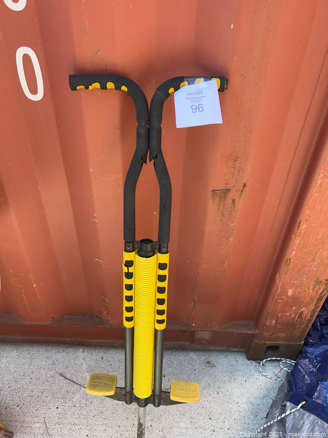 Yellow and Black Pogo Stick, Unknown Brand/Model | Vaughan (Ontario ...