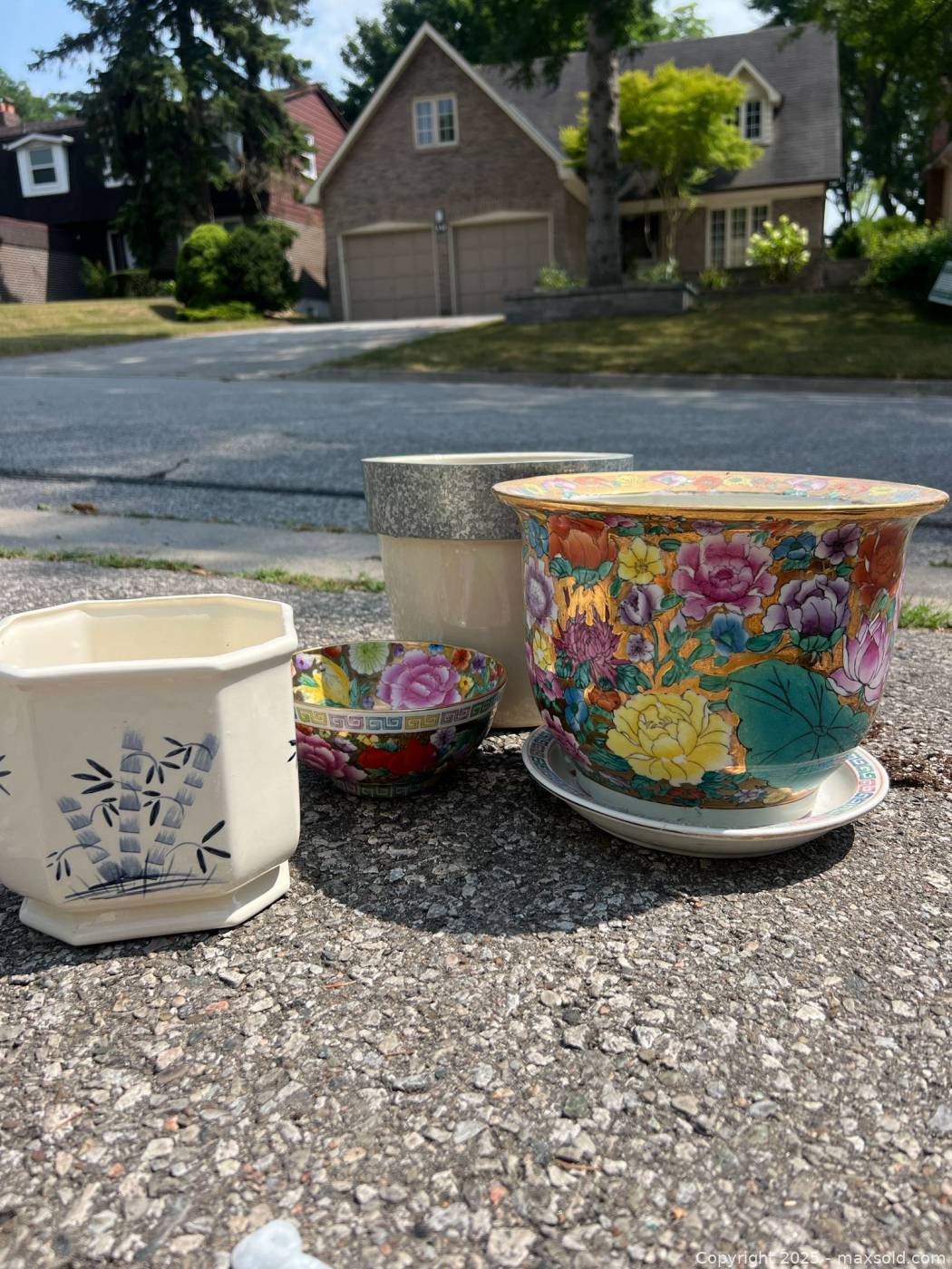 Pots | Markham (Ontario, Canada) SELLER MANAGED Estate Sale Online ...