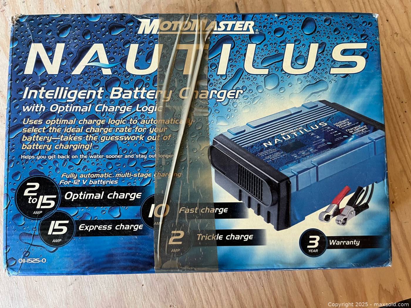 MotoMaster Nautilus Intelligent Battery Charger 12V, 2–15A | Asphodel ...