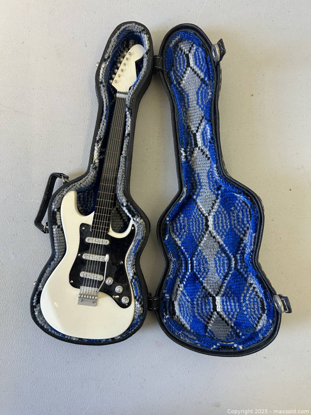Miniature Guitar In Carpet Lined Case | Toronto (Ontario, Canada ...