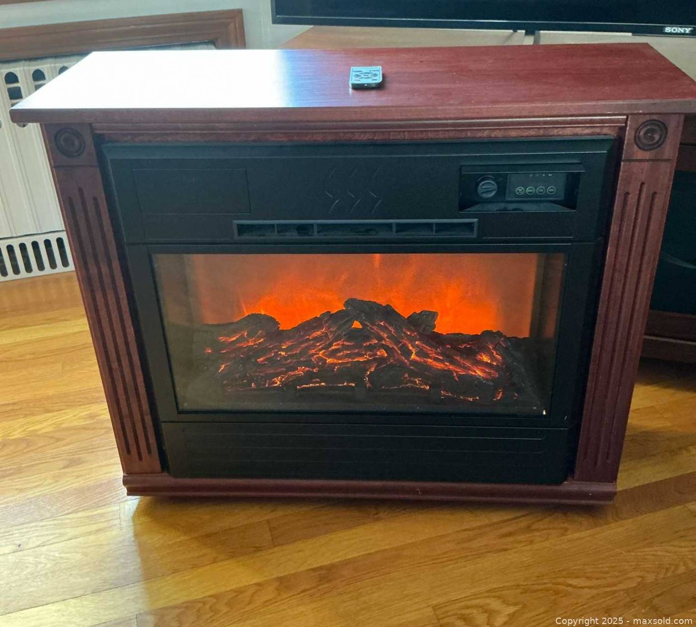 Heat Surge X5C Freestanding Electric Fireplace Heater, 1500W A | Quincy ...