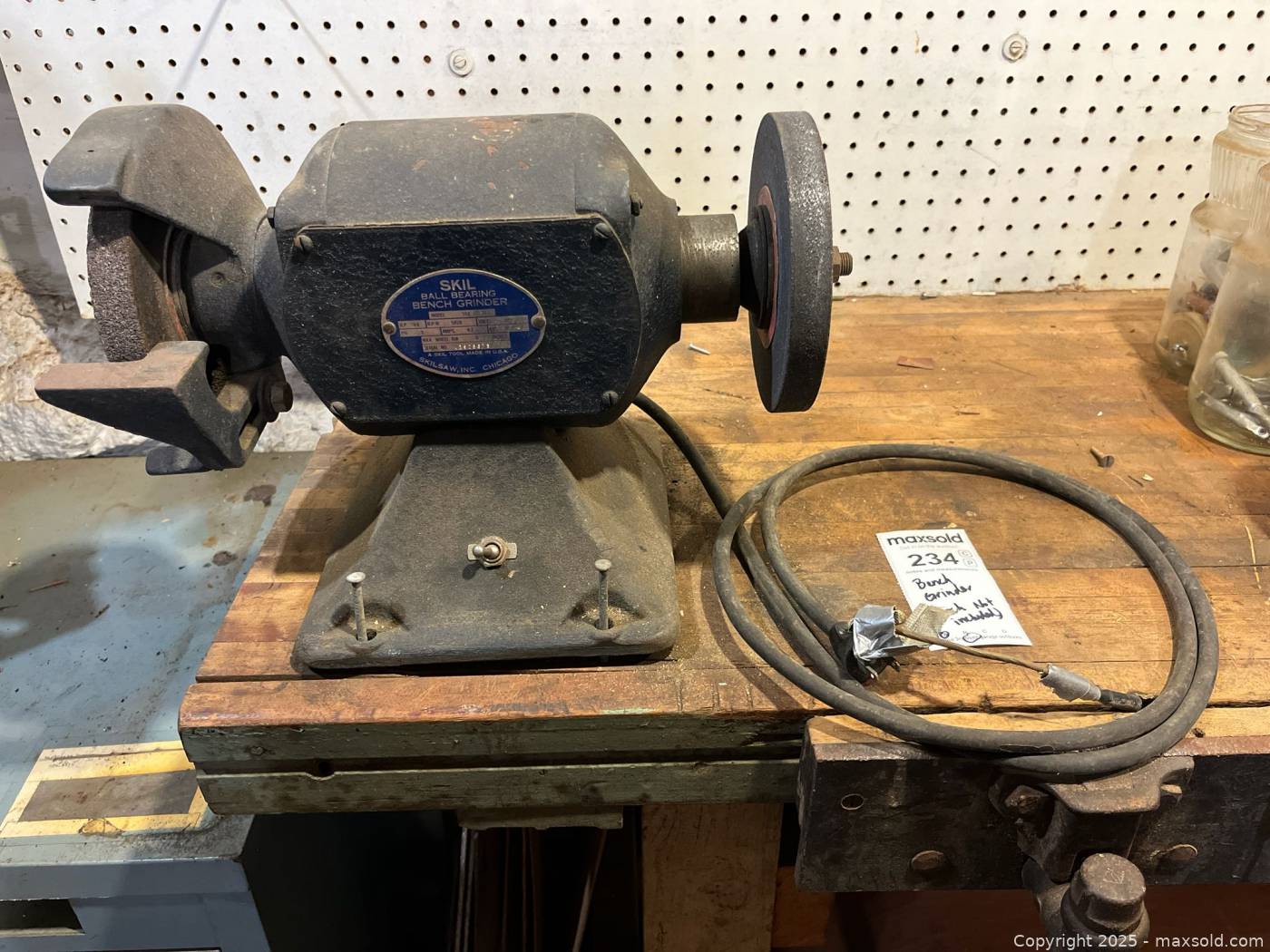 Skil 561 Ball Bearing Bench Grinder B | Quincy (Massachusetts, USA ...