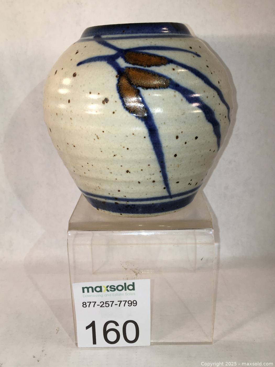 Roger Painter Leaf & Reed Vase | Victoria (British Columbia, Canada ...
