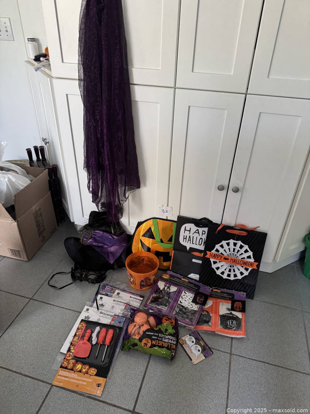 Halloween collection | Toronto (Ontario, Canada) SELLER MANAGED ...