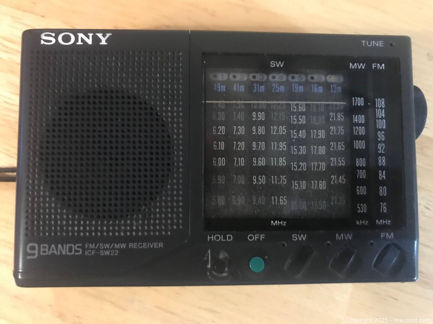 Sony ICF-SW22 Portable 9-Band Radio Receiver, Black | Oshawa (Ontario ...