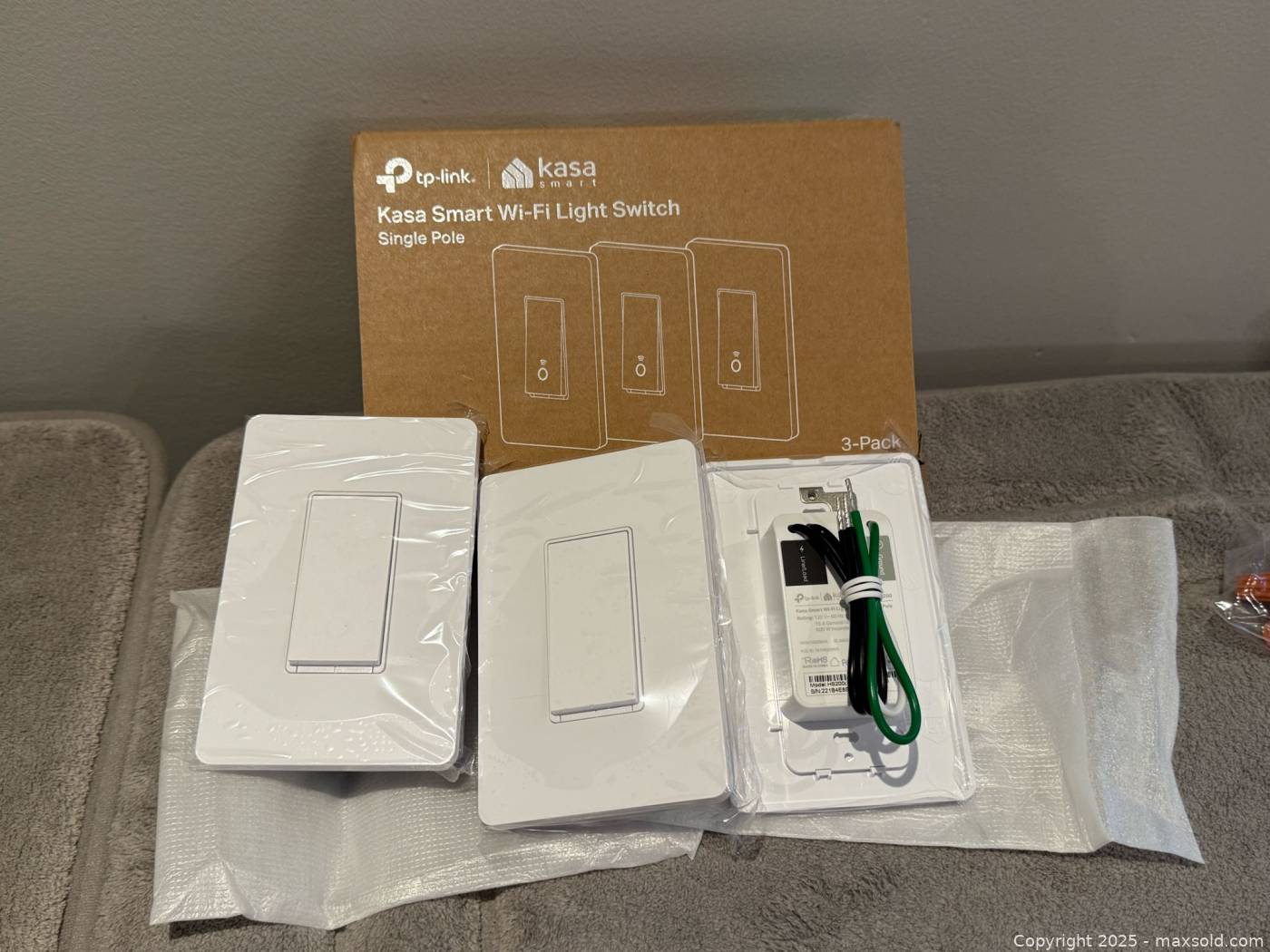 New 3-pack Kasa smart light switches | Toronto (Ontario, Canada) SELLER ...