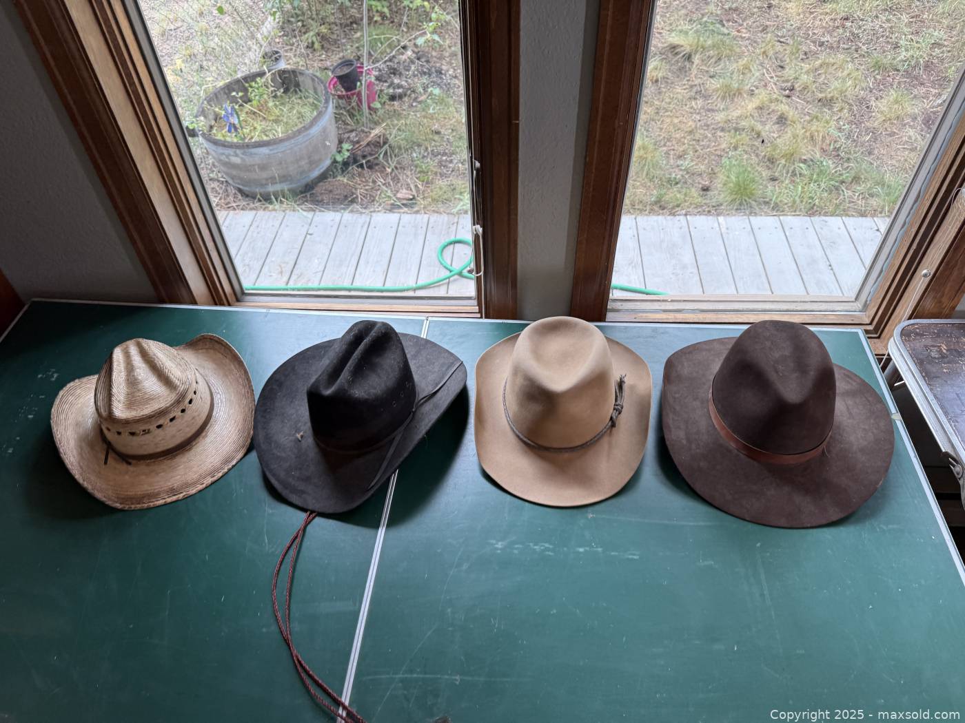 4 Cowboy Hats. Country/Western wide brim hats. Leather, Suede, Felt ...