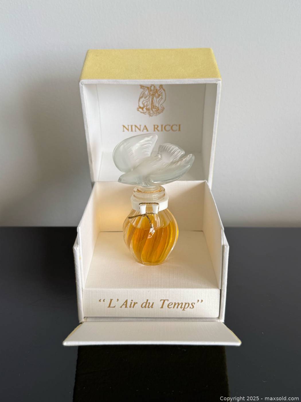 Rare Vintage Original Lalique for Nina Ricci L’Air du Temps Perfume ...