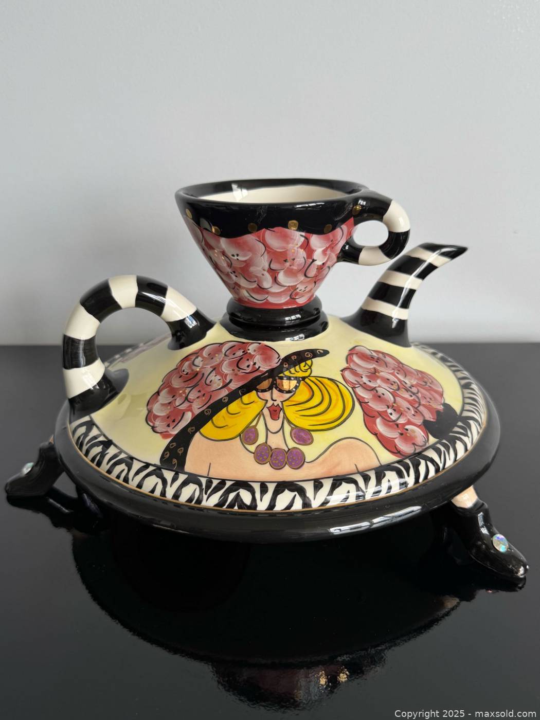 SWAK Aunt Gertie Teapot with Teacup Top | Toronto (Ontario, Canada ...