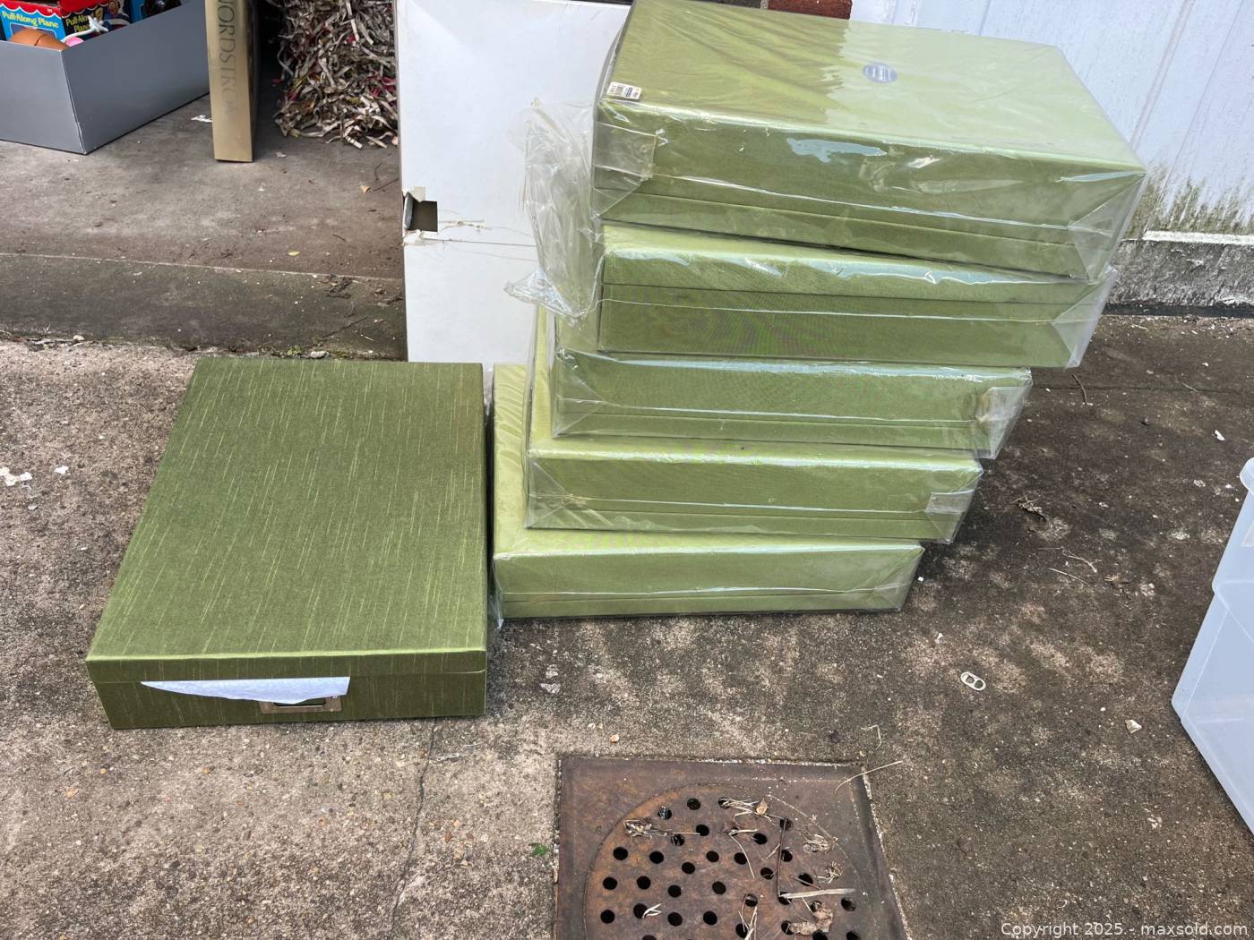 Lot of 6 Milano Series Storage Boxes with Lids – Container Store ...