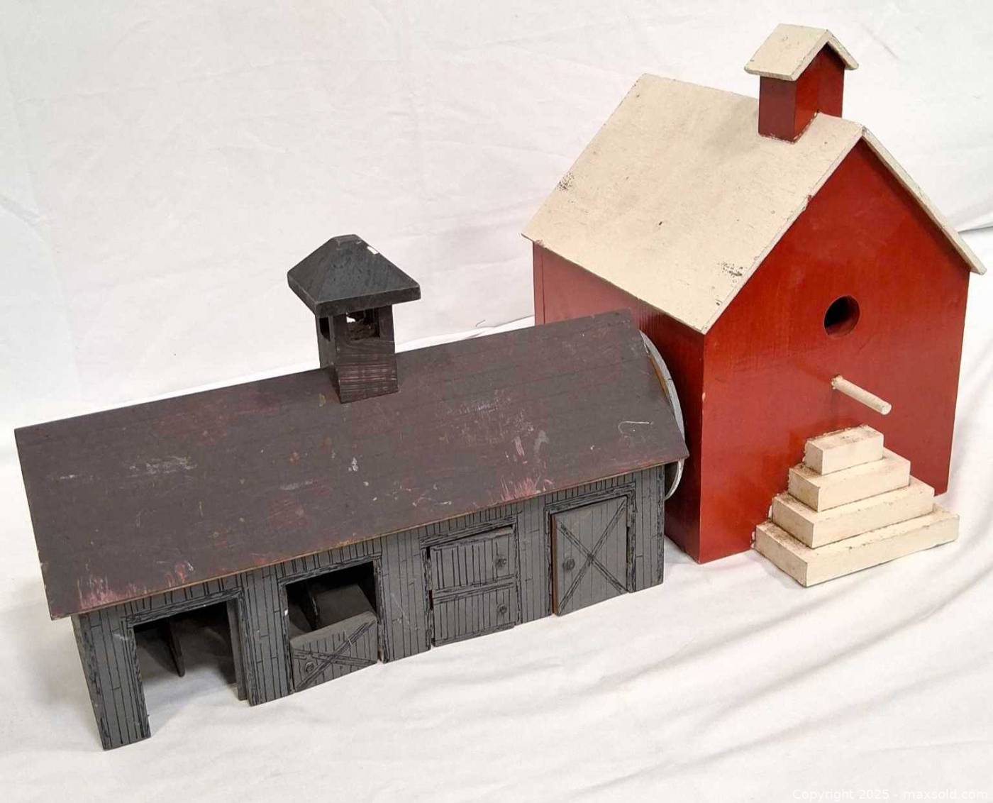 Model Kit and Bird House | Frederick (Maryland, USA) PARTNER MANAGED ...