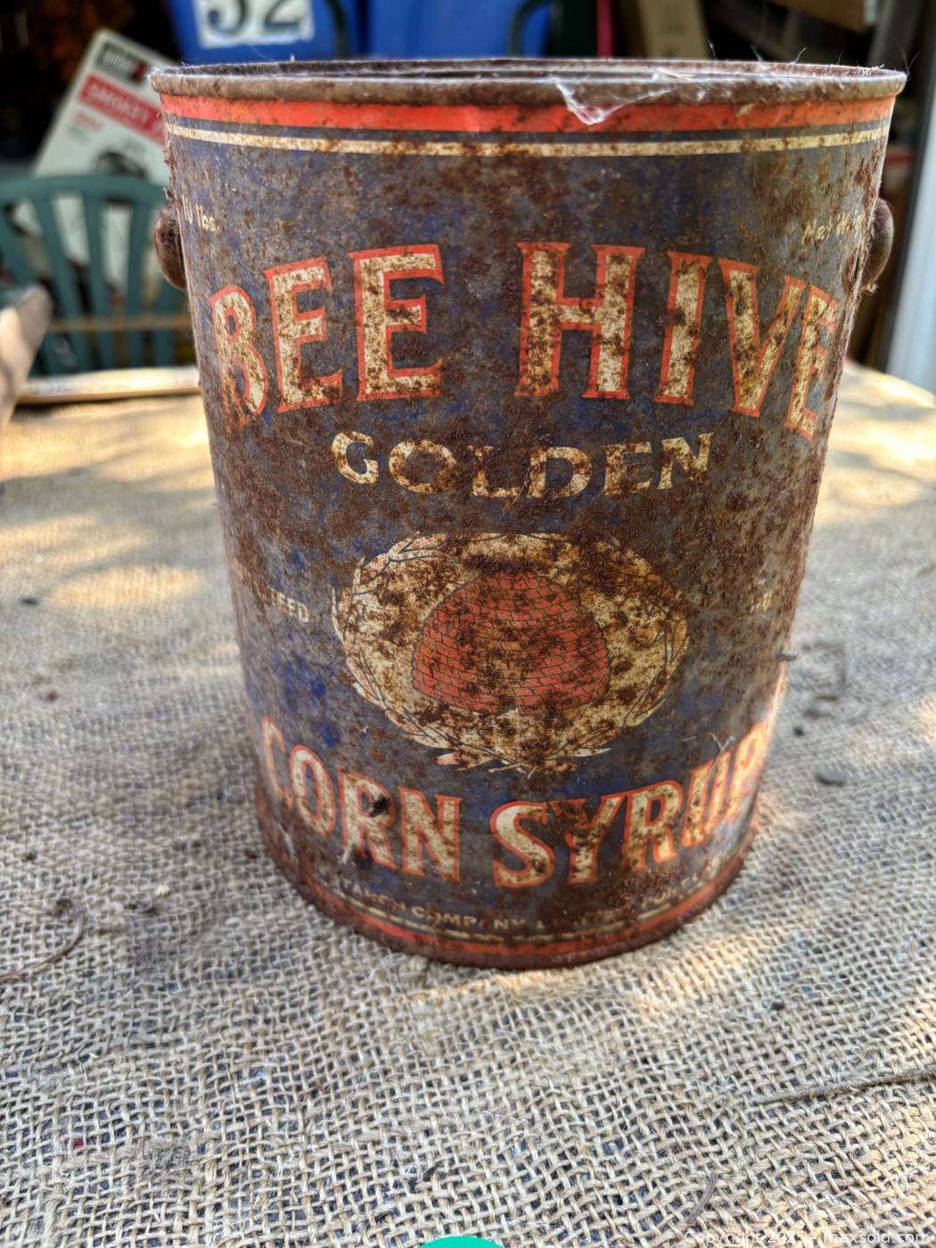 VTG. BEEHIVE GOLDEN CORN SYRUP TIN / CAN 10 LBS. ST. LAWRENCE STARCH ...