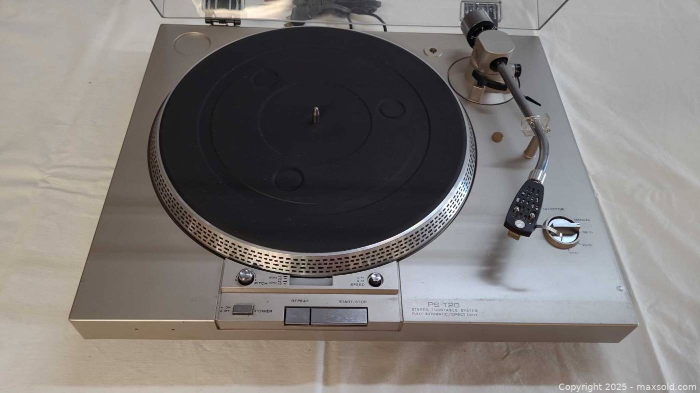 Vintage SONY Turntable / Record Player | Toronto (Ontario, Canada ...