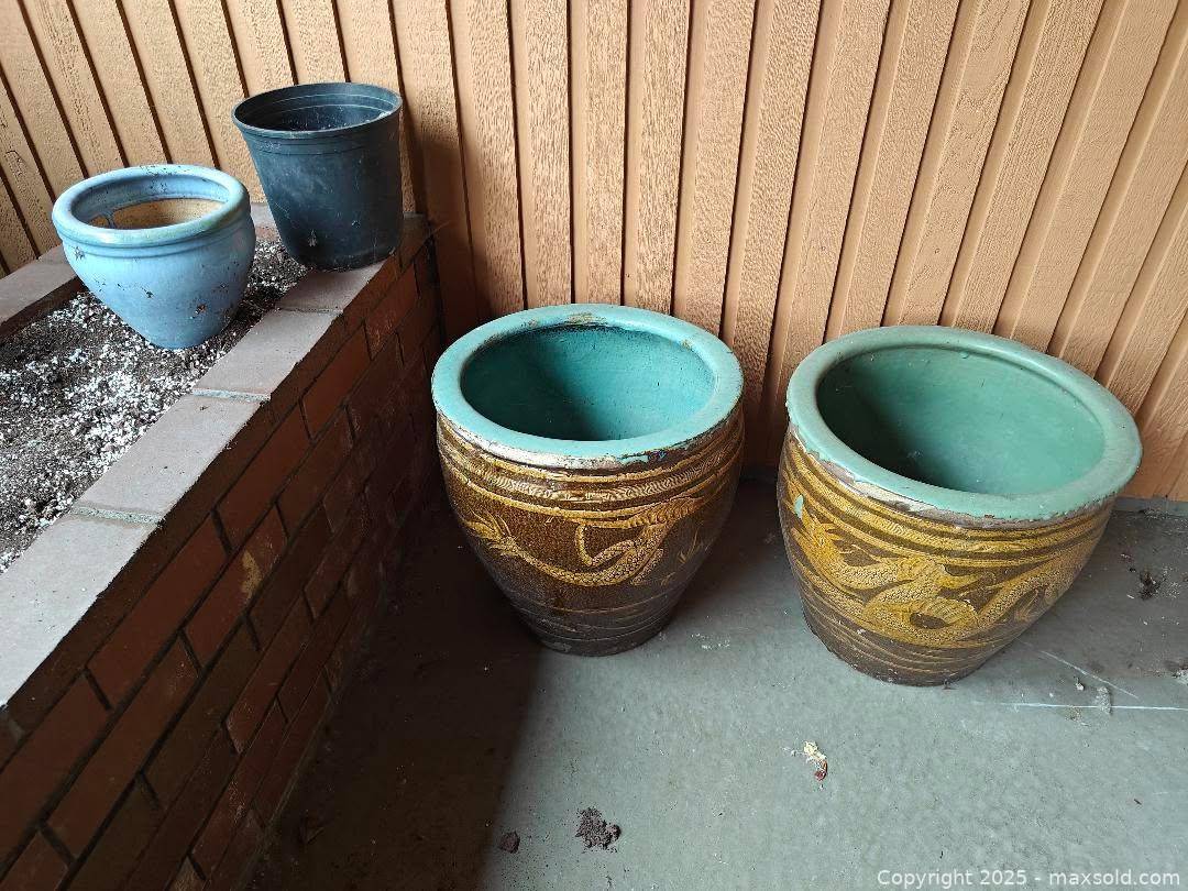 Vintage Chinese Dragon Pot Earthenware x2 & Robin Egg Blue Vase x1 ...
