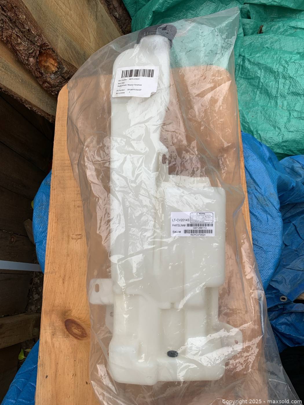 99-06 Chevrolet Silverado Window Washer Fluid Reservoir | Oshawa (Ontario, Canada) SELLER ...