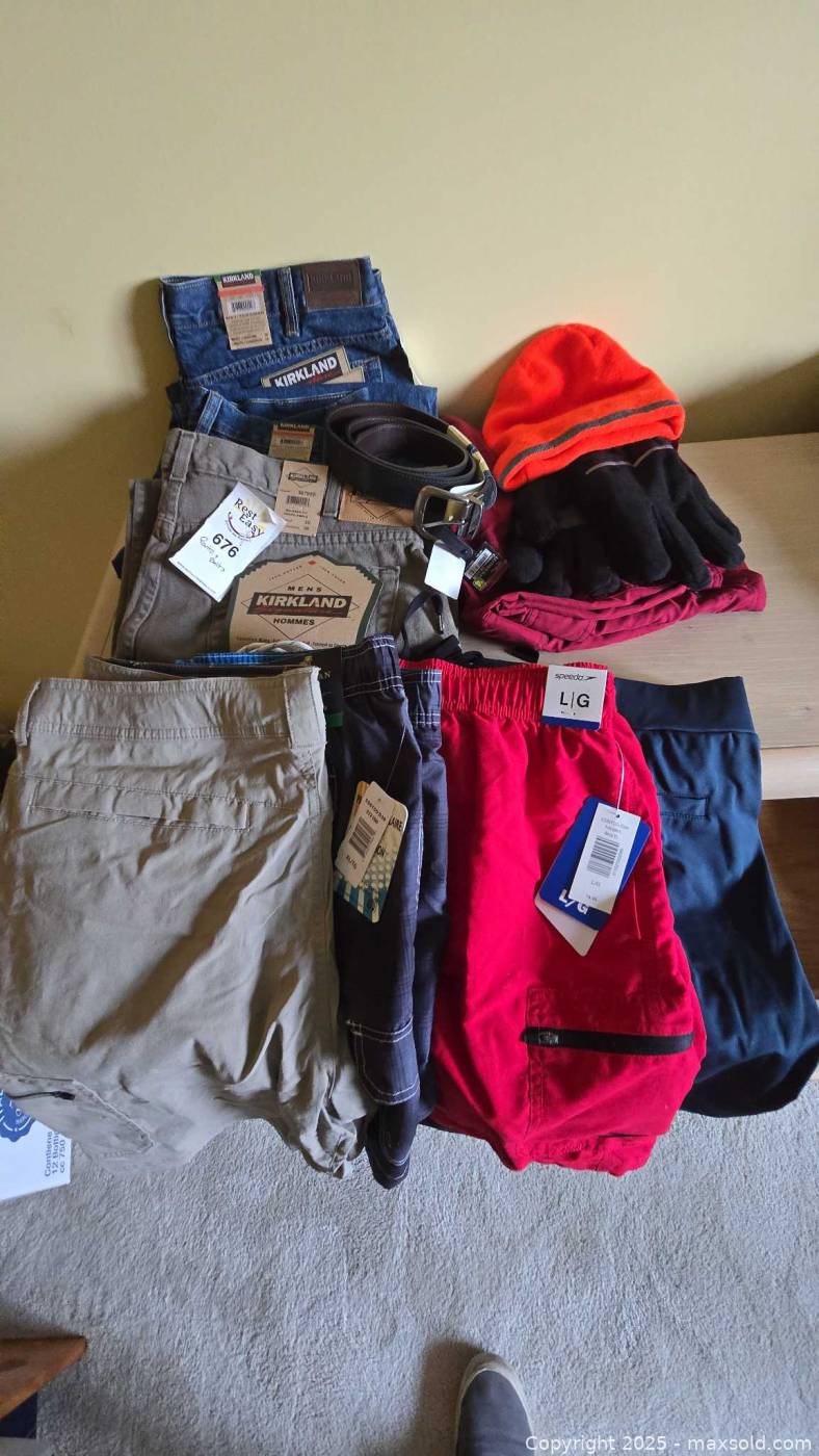 Mixed Men’s Apparel Lot: Kirkland Jeans/Pants, Speedo Trunks, Belts ...