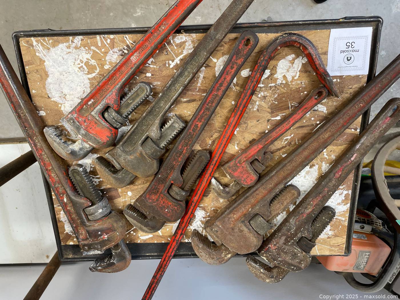Assorted Pipe Wrenches, Crow bar & Metal Rolling Table | Leith (Ontario ...