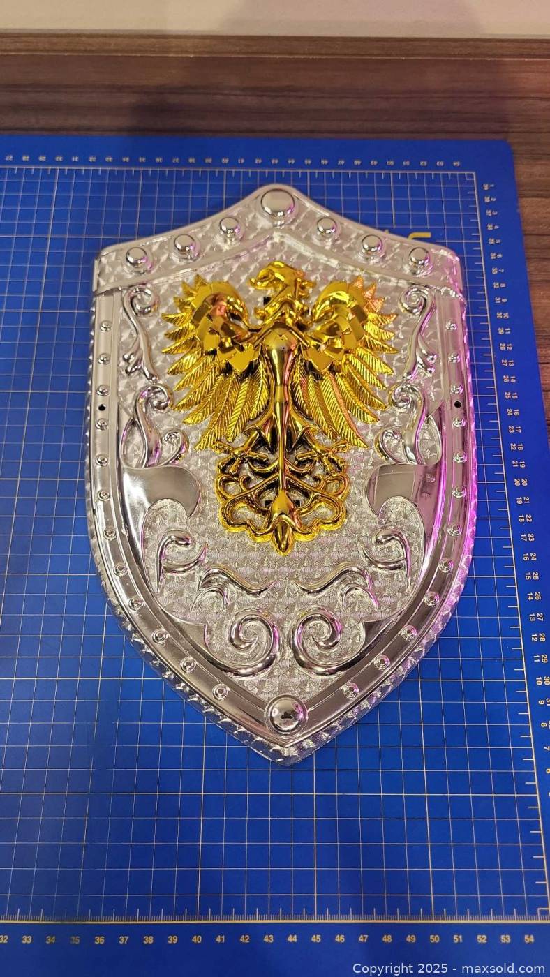Epic Medieval Knights Shield | Toronto (Ontario, Canada) SELLER MANAGED ...