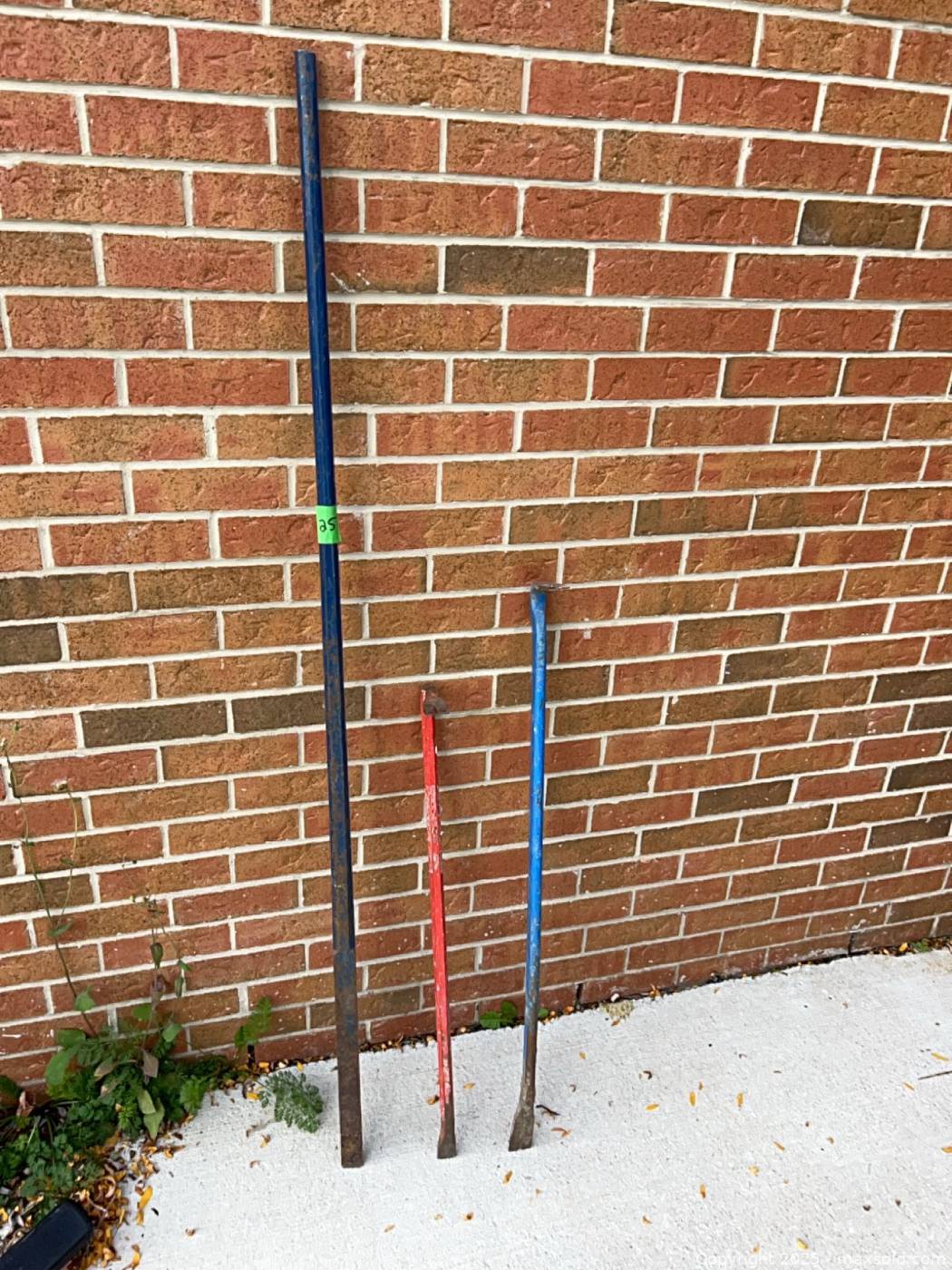 Lot of 3 Hardened Steel Pry Bars / Crowbars | Vaughan (Ontario, Canada ...