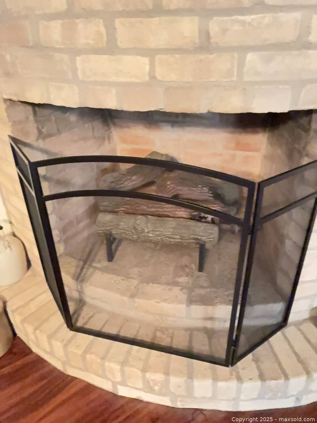 Tri-Fold Fireplace Mesh Screen, Matte Black Metal | League City (Texas ...
