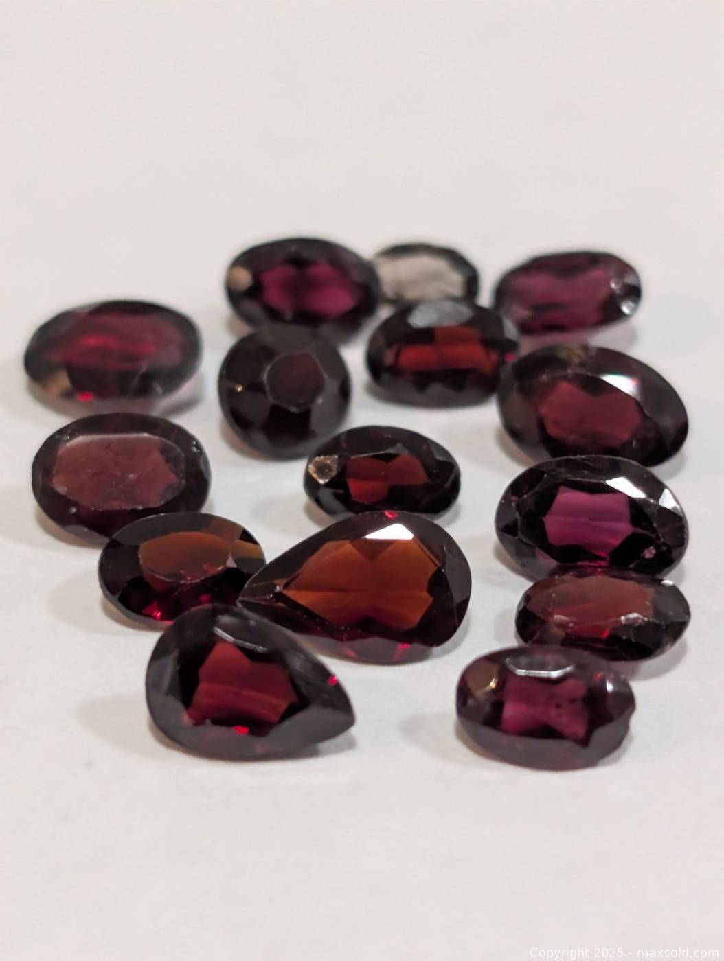 Genuine Garnet(App10ct) | Toronto (Ontario, Canada) PARTNER MANAGED ...