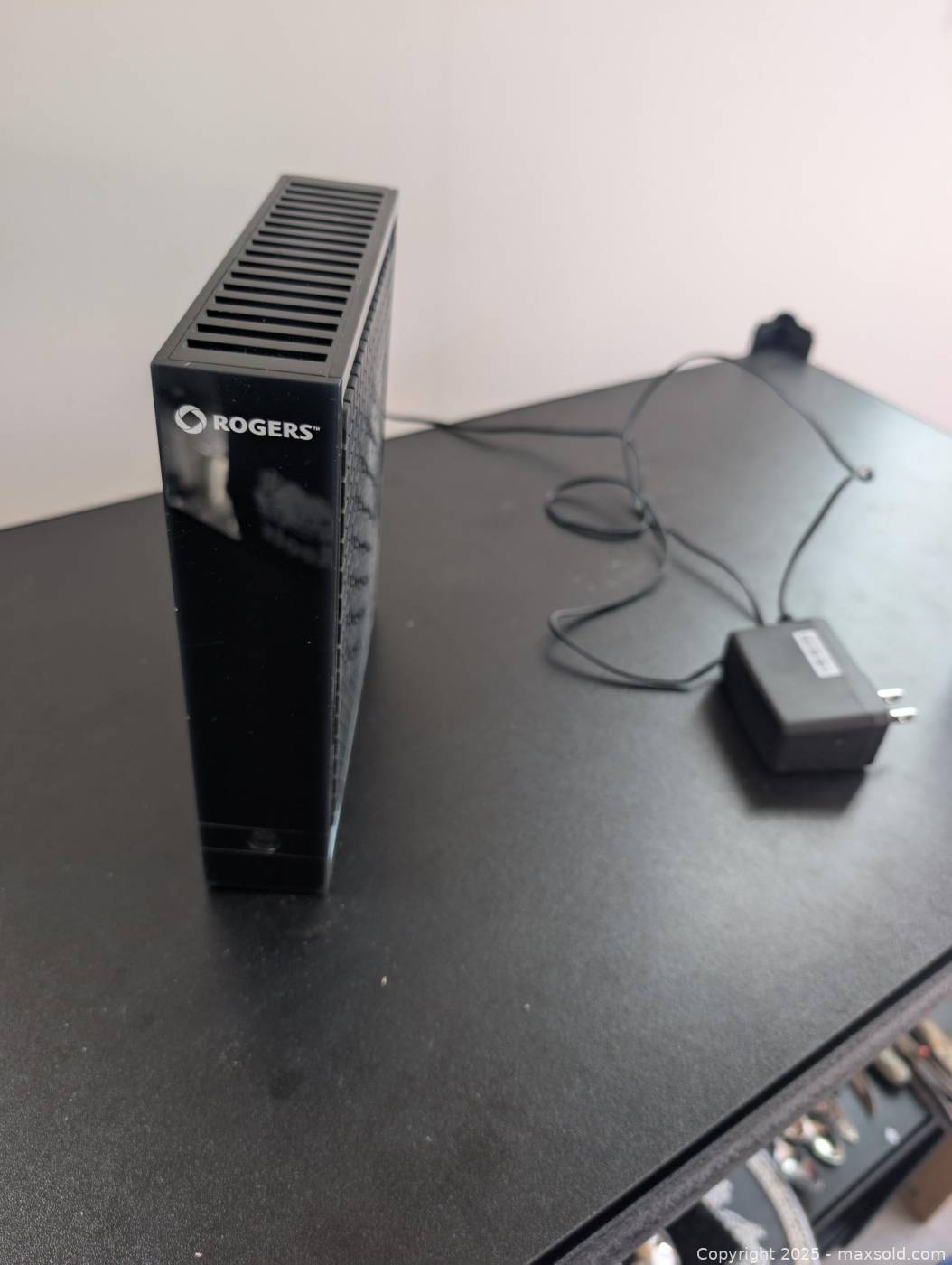 Hitron CGN3 Modem | London (Ontario, Canada) SELLER MANAGED Downsizing ...