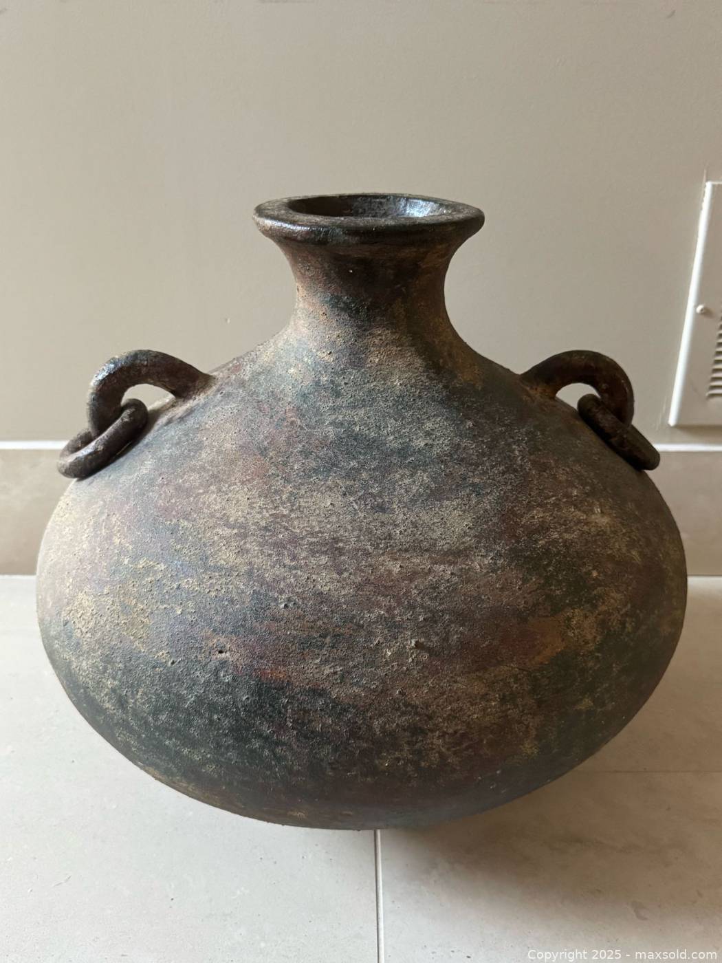 Extra Large Antique Style Pottery Floor Vase | Toronto (Ontario, Canada ...