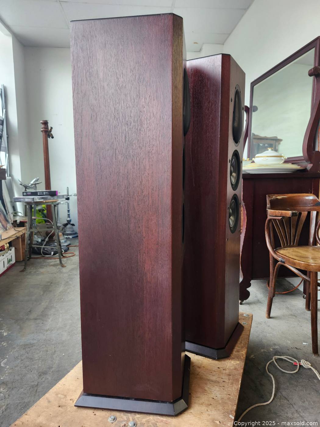 2x Vintage Energy Veritas v1.8 Speaker lot | Toronto (Ontario, Canada ...
