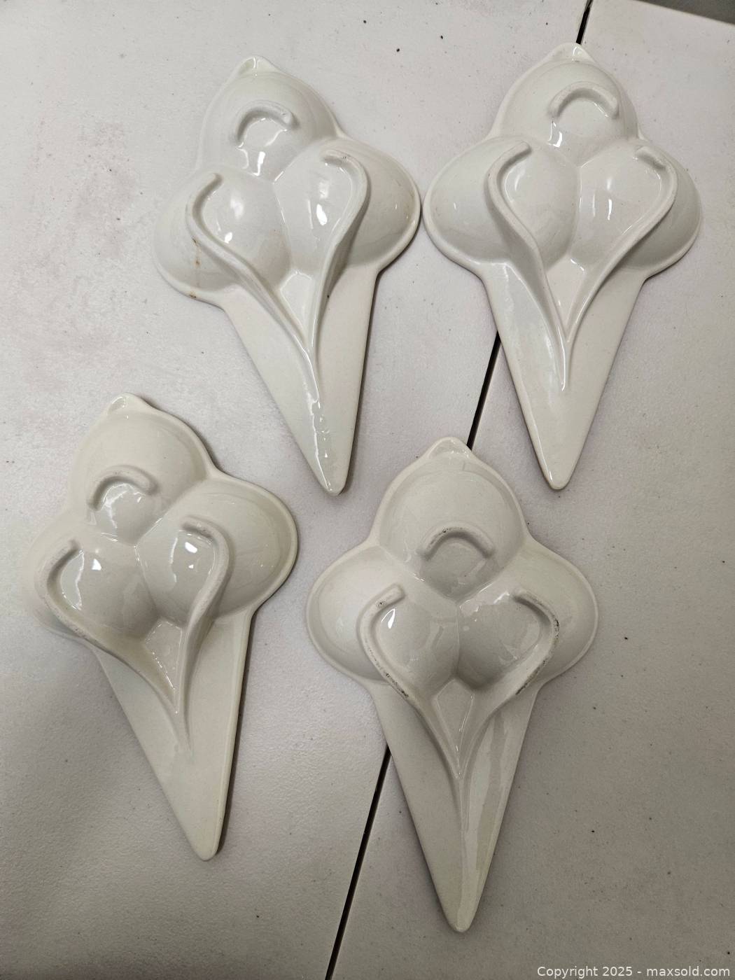Set of 4 Ceramic Ice Cream Cone Shaped Serving Dishes | Kingston ...