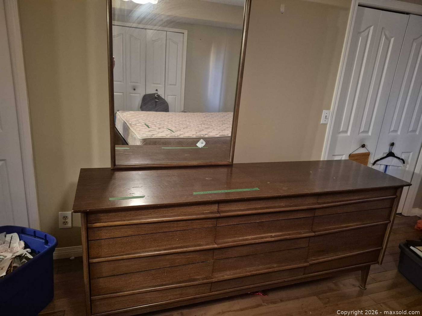 Bid Gallery | Sidney (British Columbia, Canada) SELLER MANAGED ...