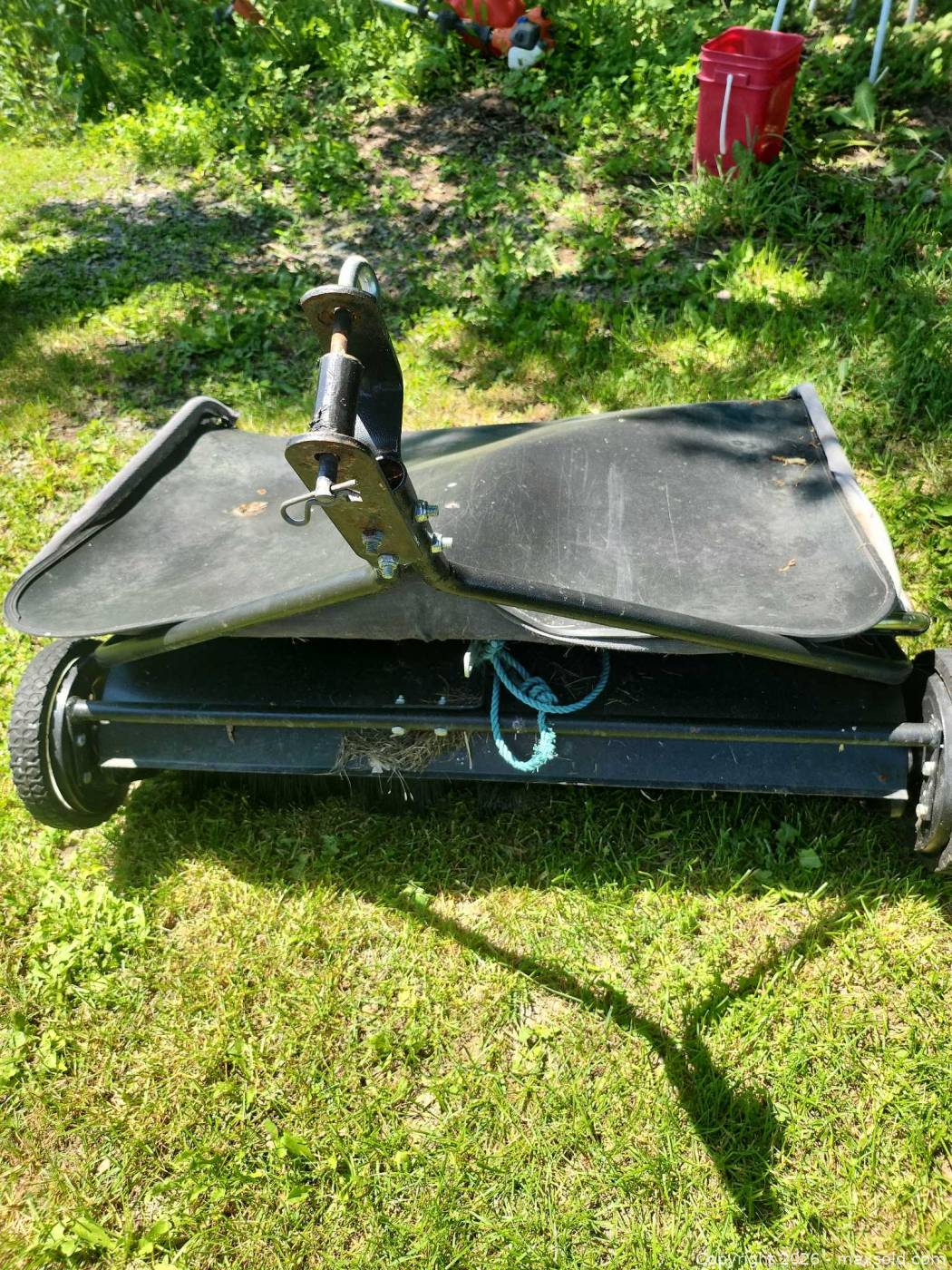 Lawn sweeper | Maxsold