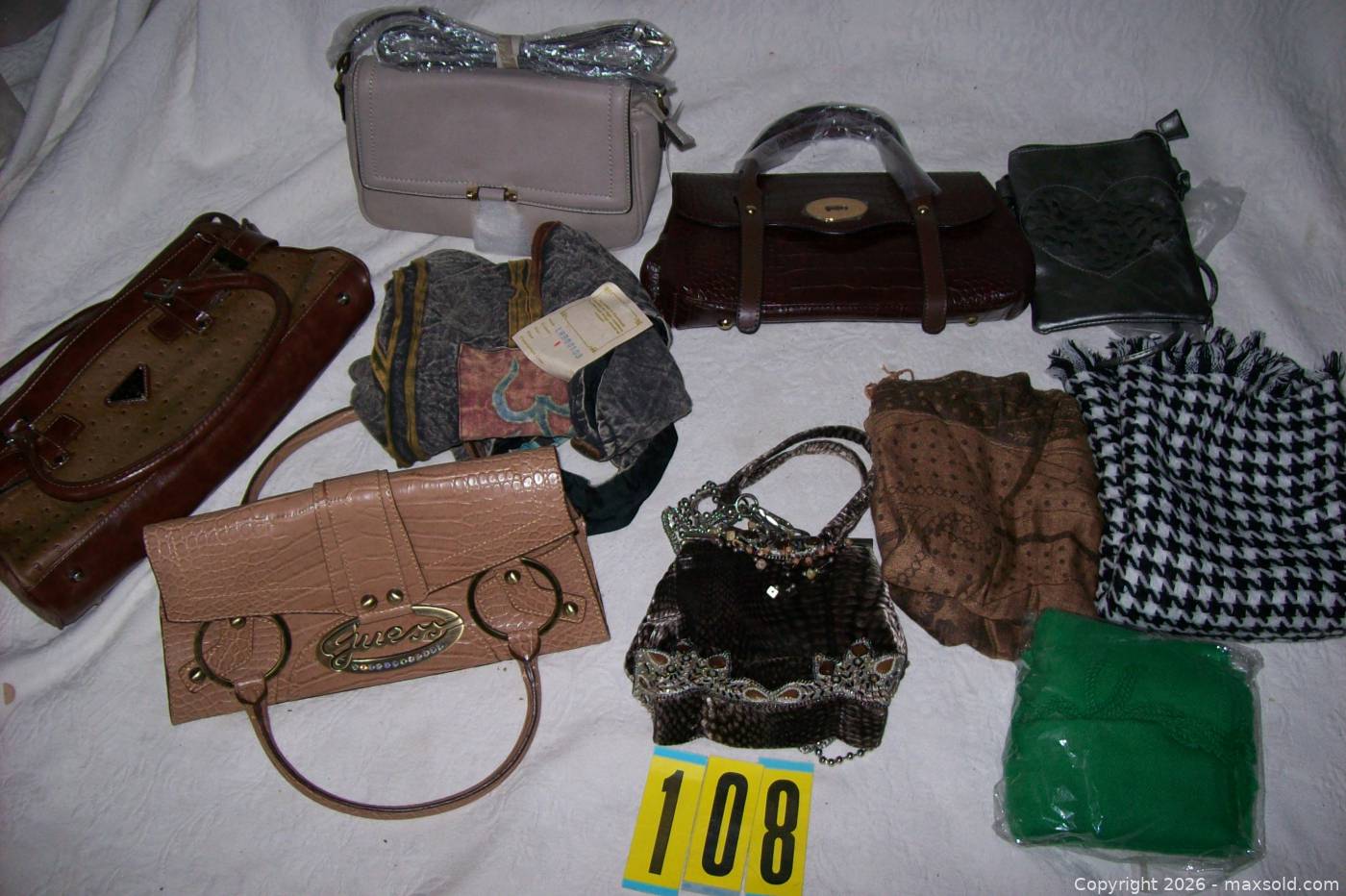 Bid Gallery | Greece (New York, USA) SELLER MANAGED Moving Online ...