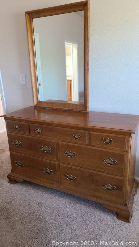 Bid Gallery | Colorado Springs (Colorado, USA) SELLER MANAGED Estate ...